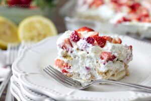 Strawberry Lemonade Icebox Cake - Yellow Bliss Road