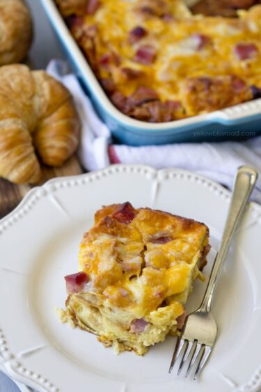 Ham and Cheese Croissant Breakfast Casserole | YellowBlissRoad.com