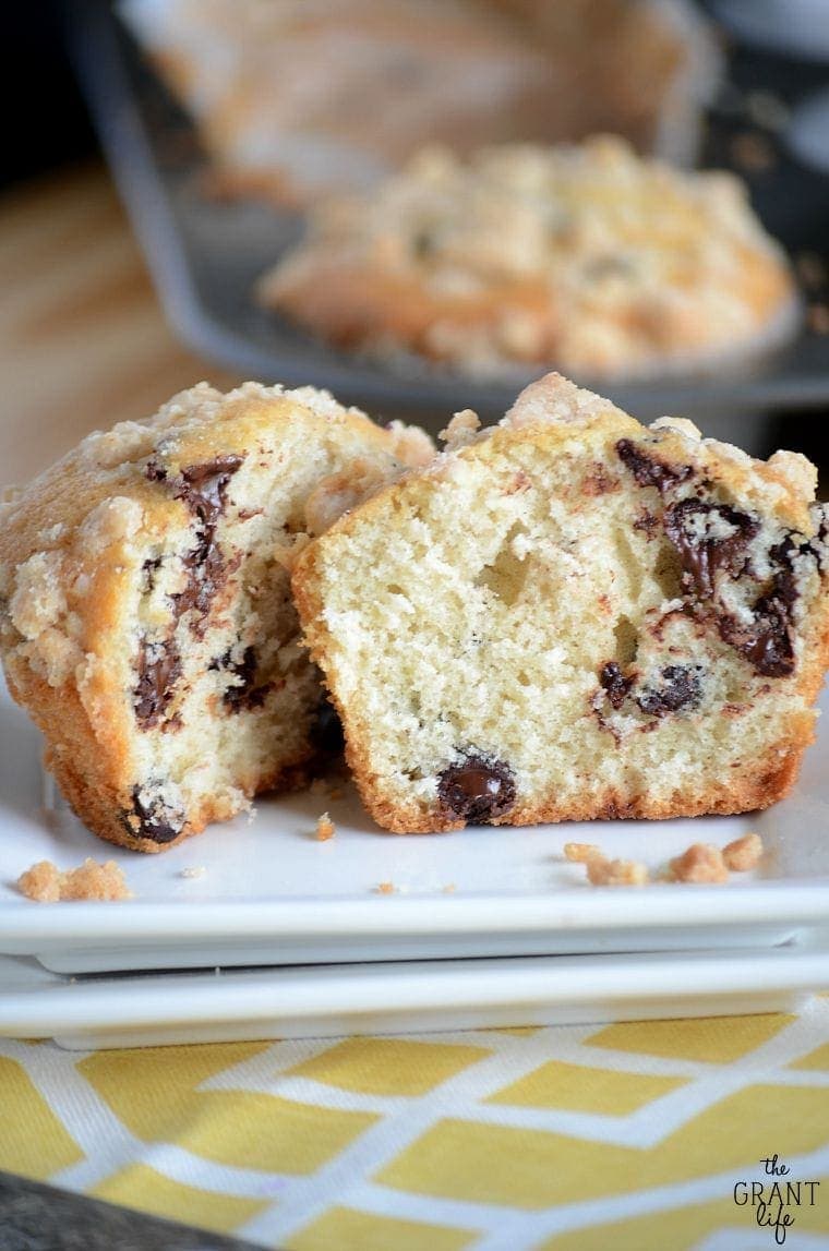 Bakery Style Chocolate Chip Muffins with Crumb Topping