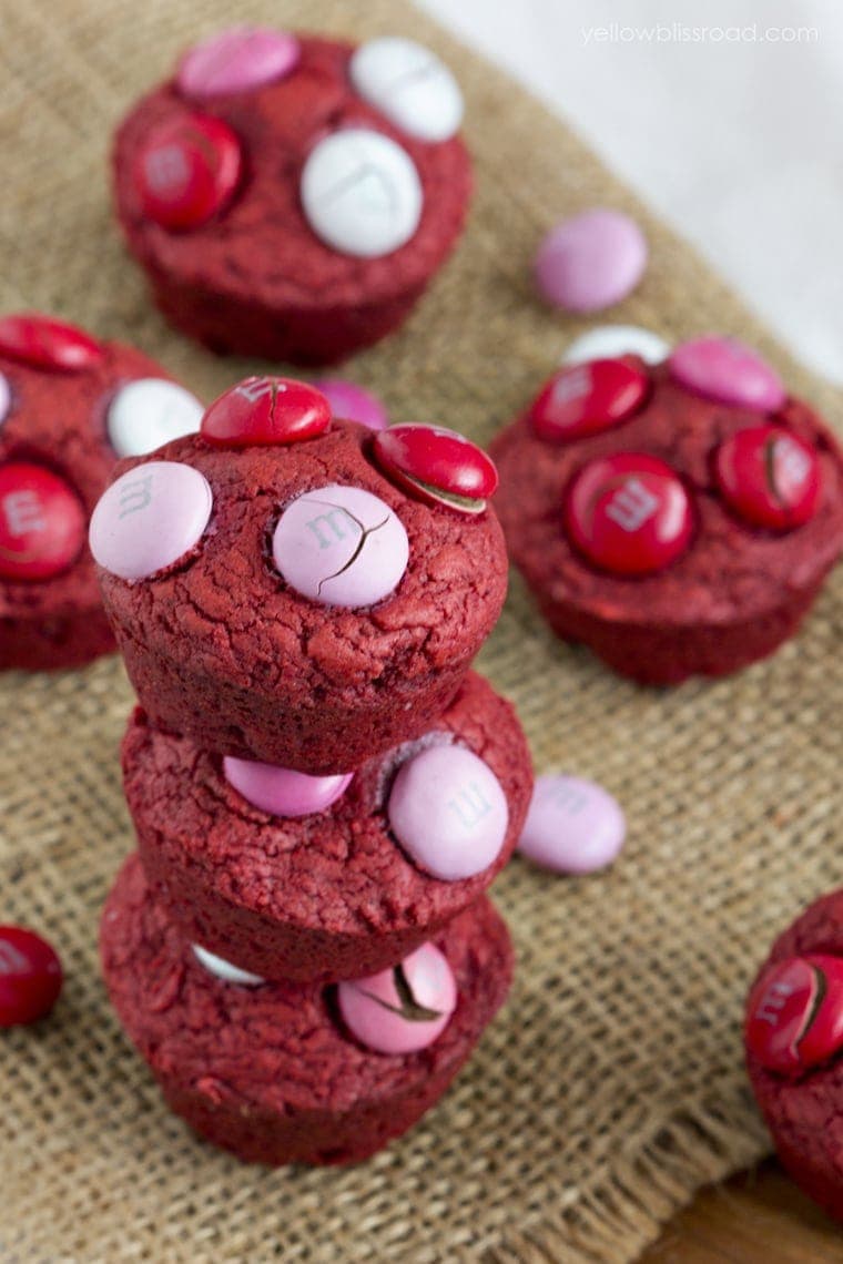 Red Velvet Cookies - Yellow Bliss Road