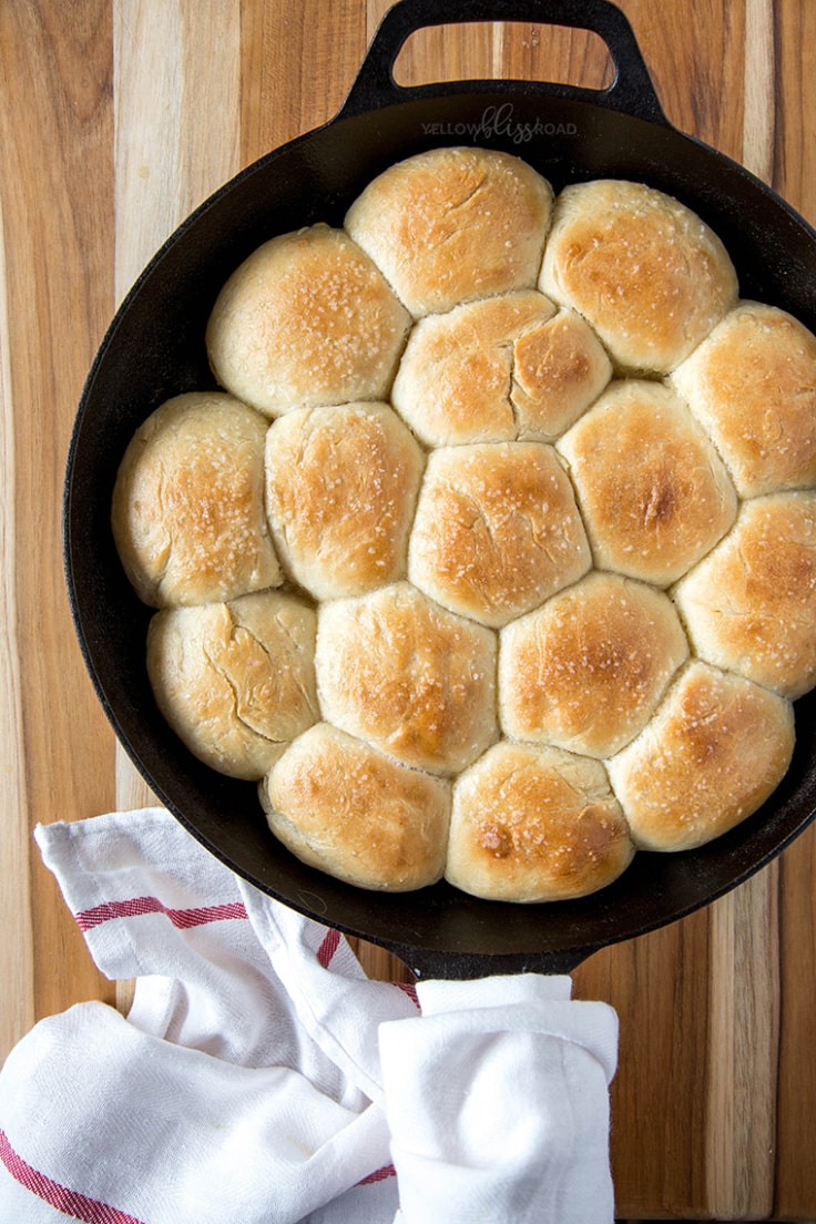 Homemade Dinner Rolls in An Hour (From Scratch!) | YellowBlissRoad