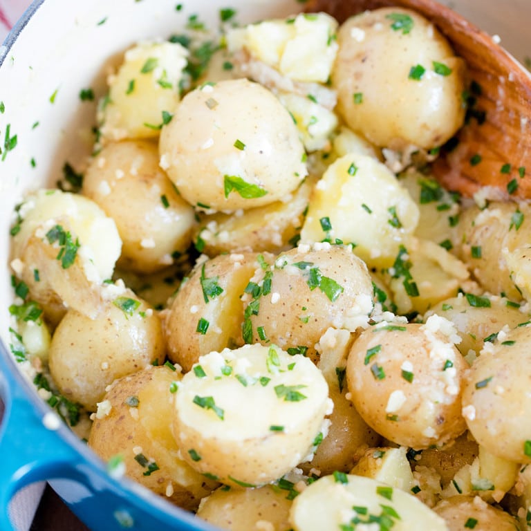 Boiled Potatoes with Garlic Herb Butter {Ready in 30 Minutes} – Yellow ...
