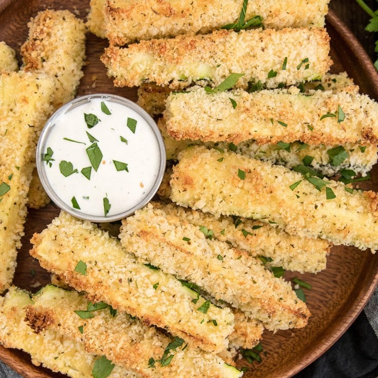 Baked Zucchini Fries with Parmesan and Garlic | YellowBlissRoad.com