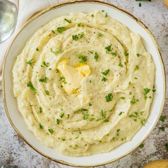 Easy Instant Pot Mashed Potatoes Recipe | Thanksgiving Side Dish