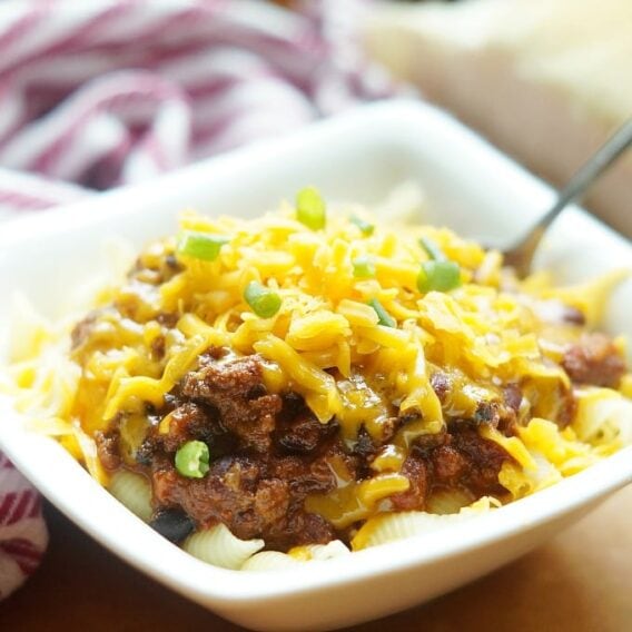Simple Stovetop Chili Mac Recipe | YellowBlissRoad.com