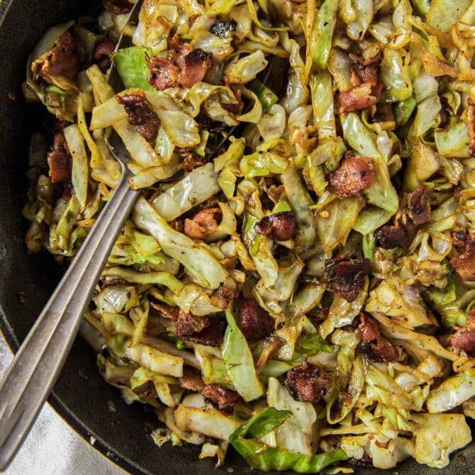 Easy Fried Cabbage with Bacon | YellowBlissRoad.com