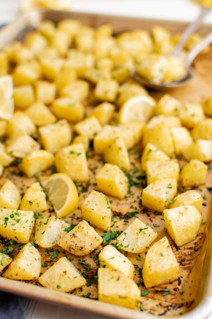 Lemon Potatoes - Greek Inspired and Roasted | YellowBlissRoad.com