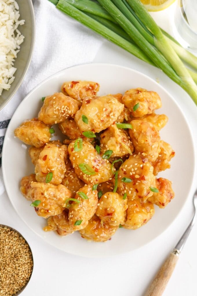 Chinese Lemon Chicken (Crispy, Sweet and Tangy) | YellowBlissRoad.com