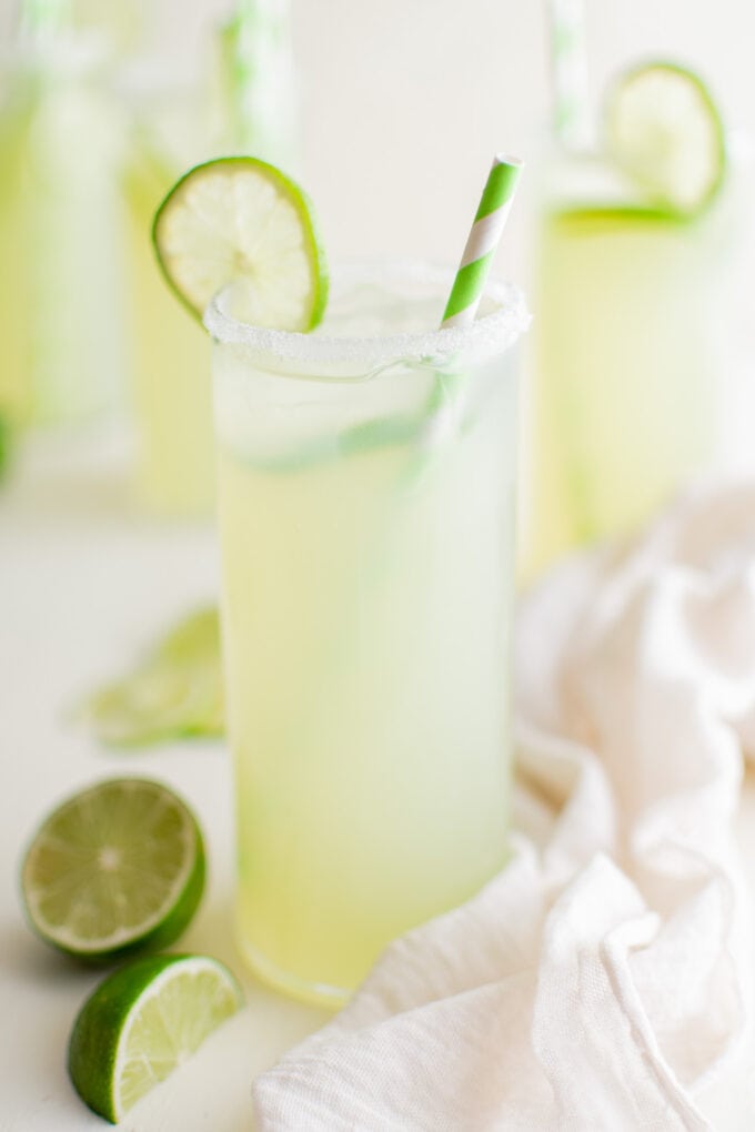 Homemade Limeade (Just 3 Ingredients!) | YellowBlissRoad.com