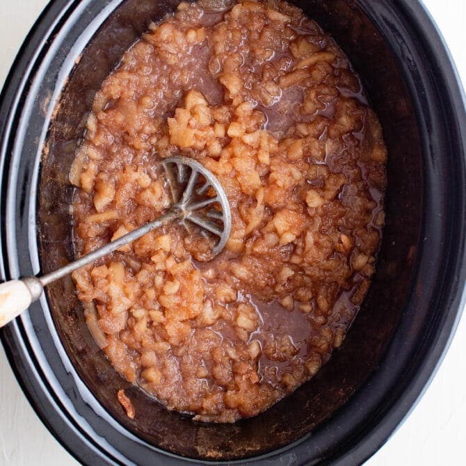 Homemade Slow Cooker Applesauce - Yellow Bliss Road