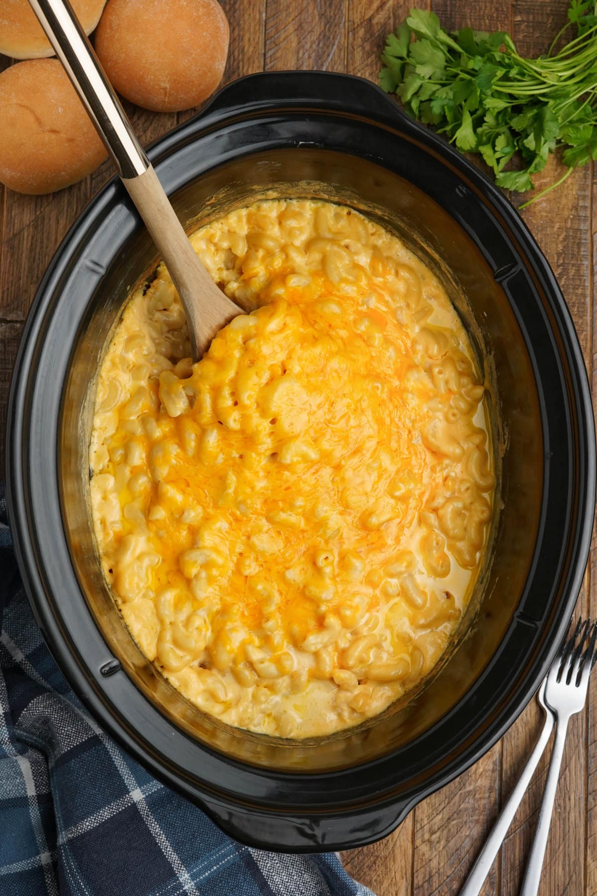 Slow Cooker Mac and Cheese - Yellow Bliss Road