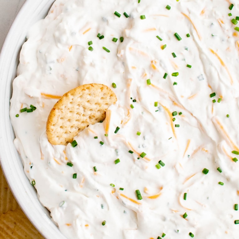 Cheesy Baked Garlic Dip - Yellow Bliss Road