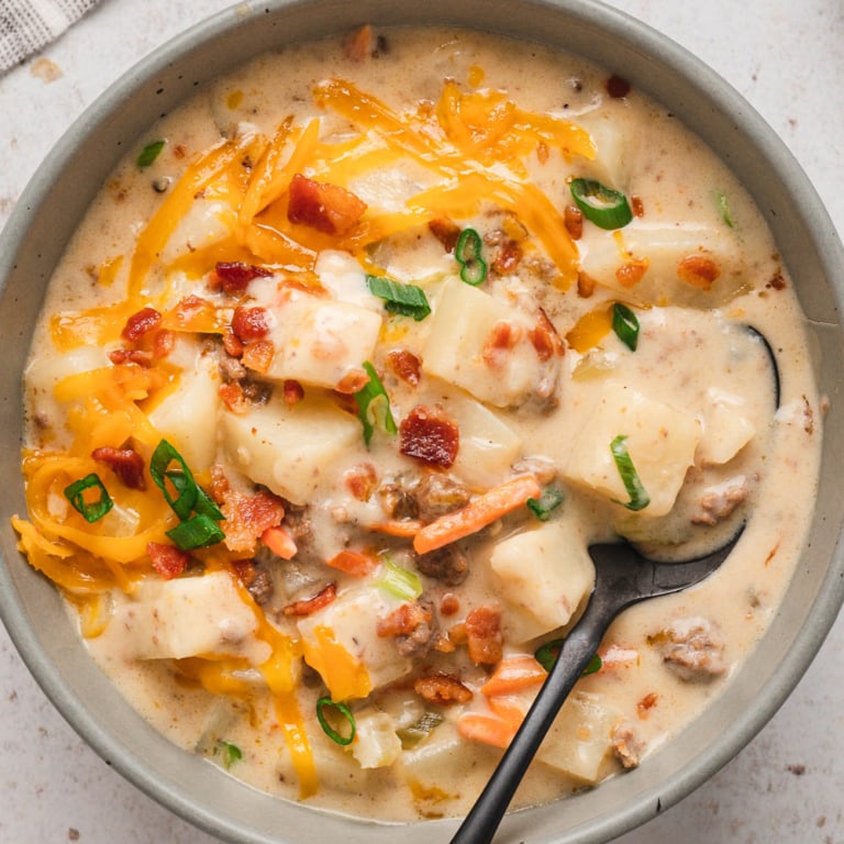 Creamy Cheeseburger Soup - Yellow Bliss Road