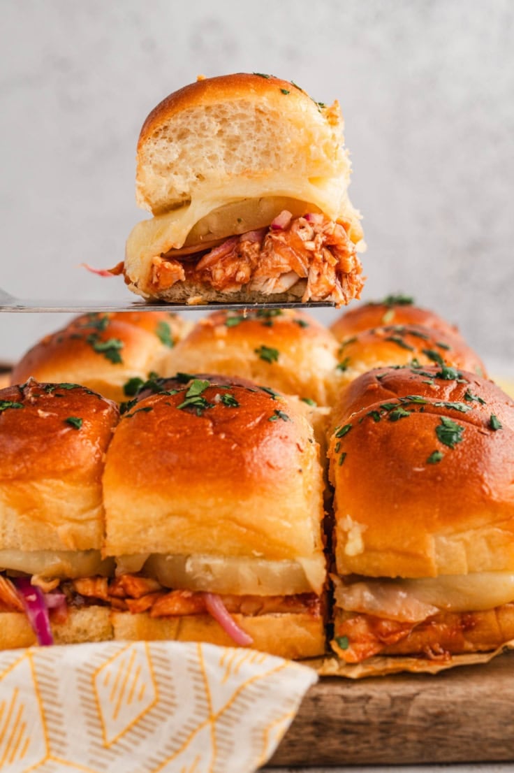 Hawaiian Chicken Sliders - Yellow Bliss Road
