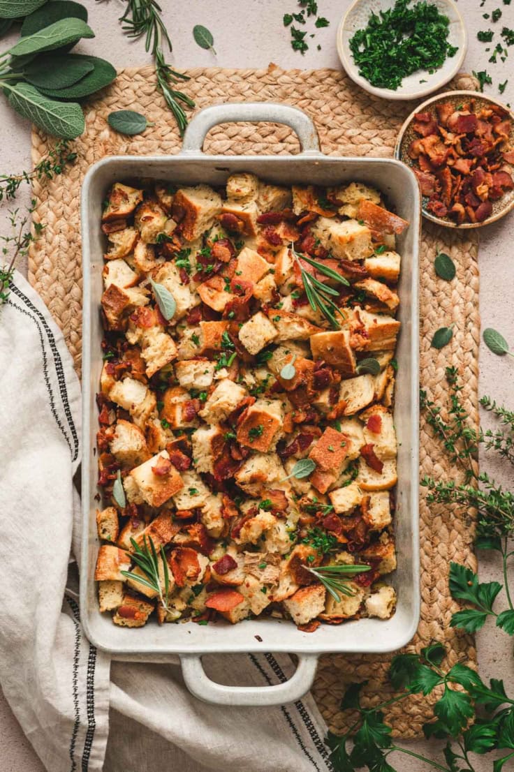 Bacon Stuffing Recipe (Classic Holiday Favorite) - Yellow Bliss Road