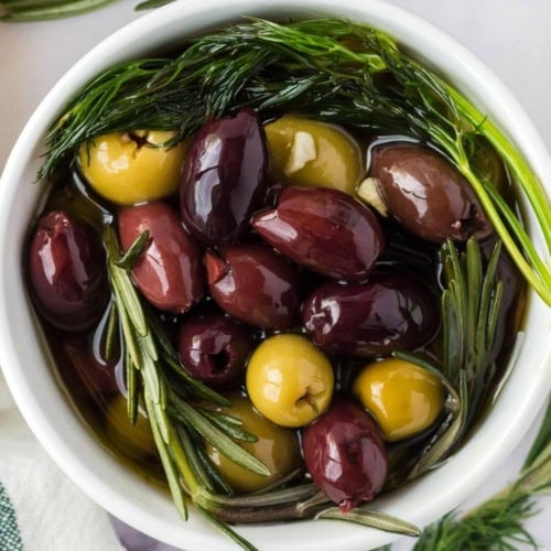 Marinated Olives {Easy Make-Ahead Appetizer} – Yellow Bliss Road