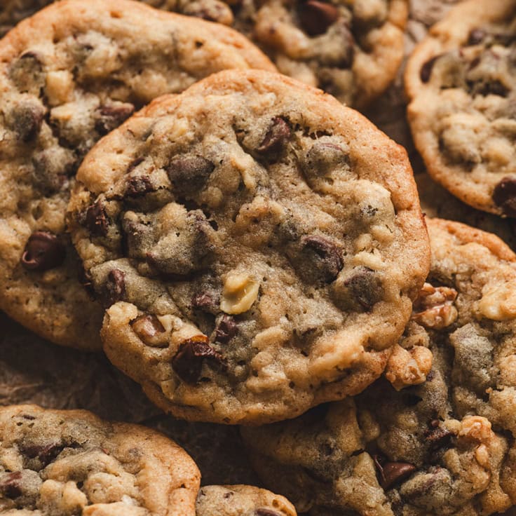 DoubleTree Chocolate Chip Cookies {Crispy Edges + Soft Center} – Yellow ...